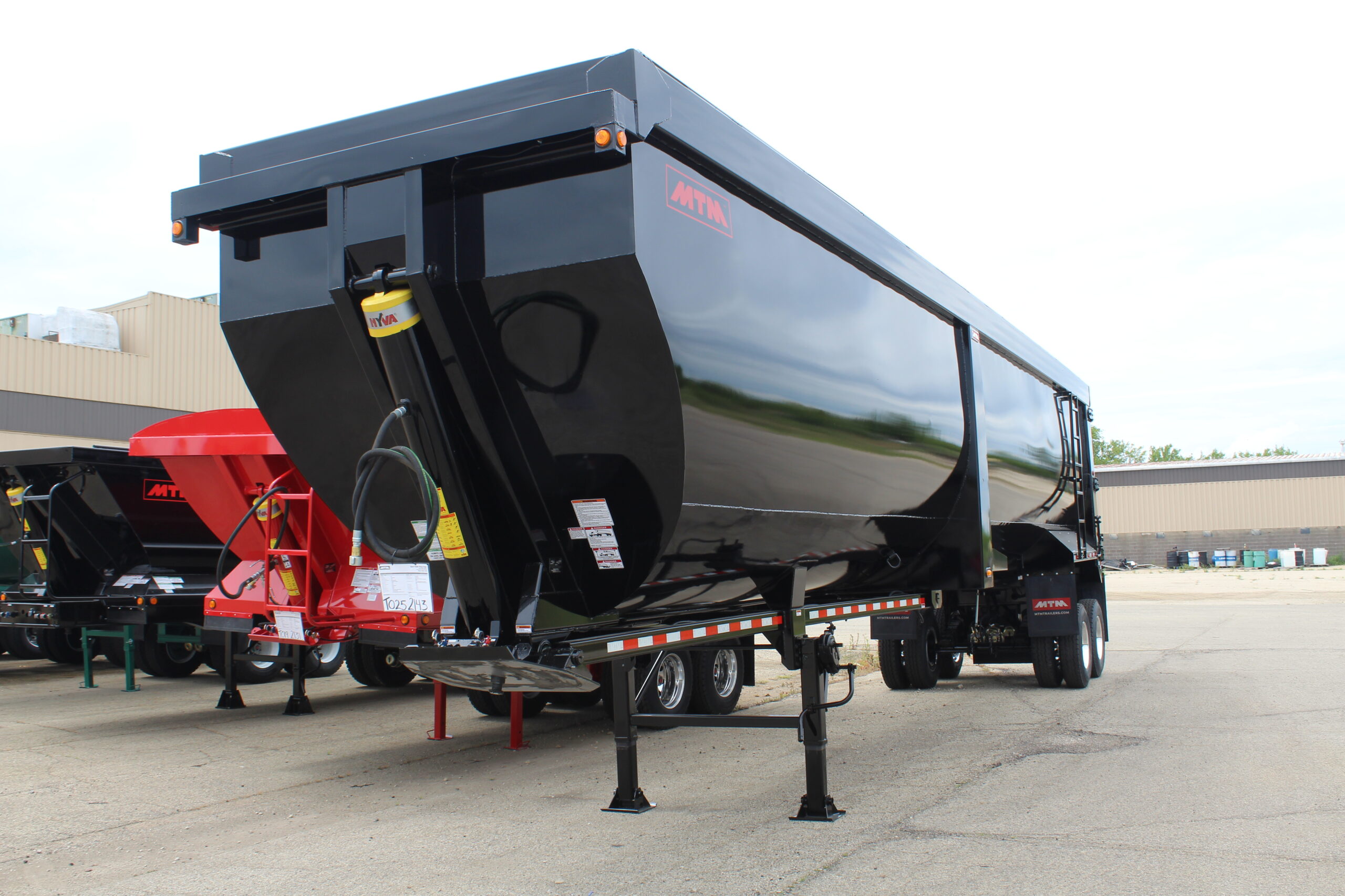 45' Half Round | Frameless T025 For Sale - MTM Trailers
