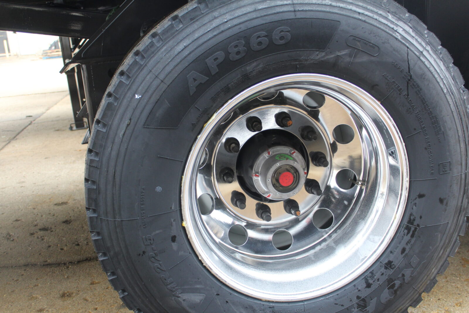 23' Half Round | Quarter Frame T213 For Sale - MTM Trailers